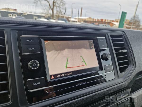 White Volkswagen Crafter 2021 in Jelgava, with an engine capacity of 2.00 L and mileage of 112 thousand km for 16500 €, photo 10 on AUTOMOTO.COM.LV
