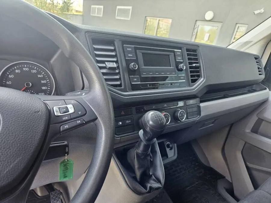 Balts Volkswagen Crafter 2021 Jēkabpils, ar dzinēja tilpumu 2.00 L un nobraukumu 190 tūkst. km par 17990 €, foto 13 vietnē AUTOMOTO.COM.LV