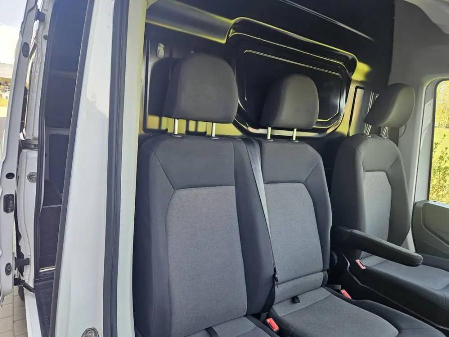 Balts Volkswagen Crafter 2021 Jēkabpils, ar dzinēja tilpumu 2.00 L un nobraukumu 190 tūkst. km par 17990 €, foto 17 vietnē AUTOMOTO.COM.LV