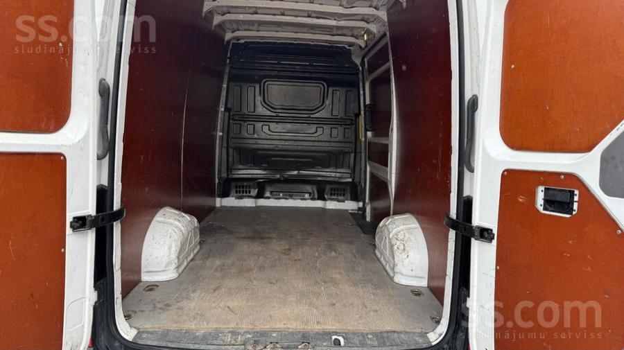 Balts Volkswagen Crafter 2021 Rīga, ar dzinēja tilpumu 2.00 L un nobraukumu 120 tūkst. km par 15900 €, foto 11 vietnē AUTOMOTO.COM.LV