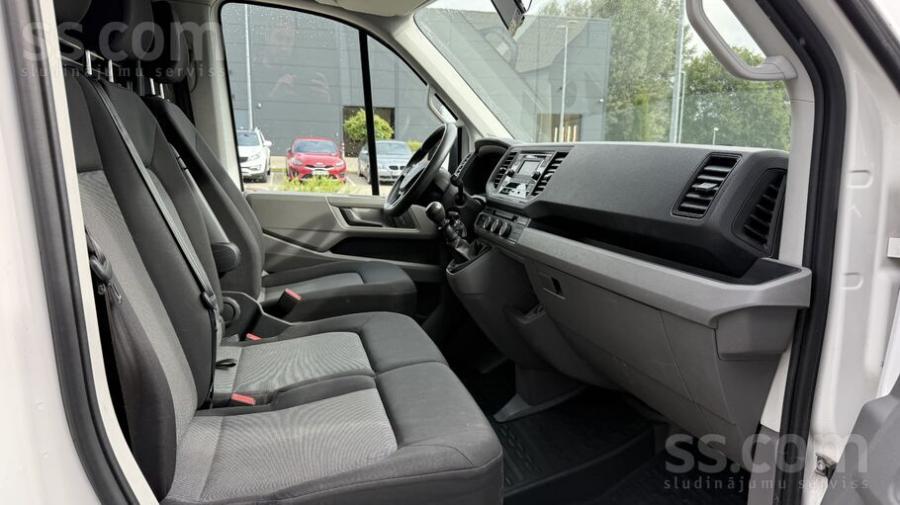 Balts Volkswagen Crafter 2021 Rīga, ar dzinēja tilpumu 2.00 L un nobraukumu 120 tūkst. km par 15900 €, foto 13 vietnē AUTOMOTO.COM.LV
