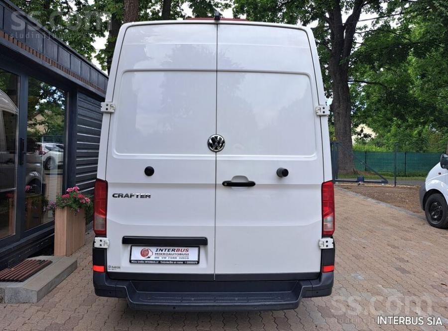 White Volkswagen Crafter 2021 in Riga, with an engine capacity of 2.00 L and mileage of 0 thousand km for 21175 €, photo 5 on AUTOMOTO.COM.LV