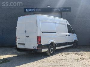 White Volkswagen Crafter 2021 in Jurmala, with an engine capacity of 2.00 L and mileage of 215 thousand km for 17950 €, photo 5 on AUTOMOTO.COM.LV
