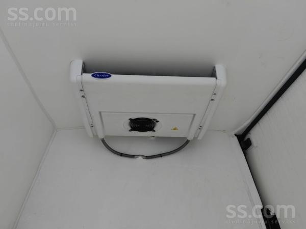 White Volkswagen Crafter 2021 in Jurmala, with an engine capacity of 2.00 L and mileage of 215 thousand km for 17950 €, photo 8 on AUTOMOTO.COM.LV