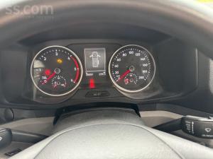 Balts Volkswagen Crafter 2021 Rīga, ar dzinēja tilpumu 2.00 L un nobraukumu 271 tūkst. km par 14900 €, foto 4 vietnē AUTOMOTO.COM.LV