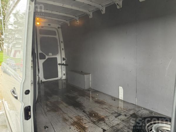 Balts Volkswagen Crafter 2021 Rīga, ar dzinēja tilpumu 2.00 L un nobraukumu 271 tūkst. km par 14900 €, foto 6 vietnē AUTOMOTO.COM.LV