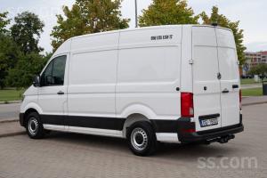 White Volkswagen Crafter 2021 in Riga, with an engine capacity of 2.00 L and mileage of 199 thousand km for 17300 €, photo 6 on AUTOMOTO.COM.LV