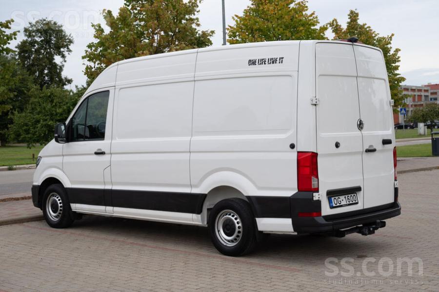White Volkswagen Crafter 2021 in Riga, with an engine capacity of 2.00 L and mileage of 199 thousand km for 17300 €, photo 6 on AUTOMOTO.COM.LV