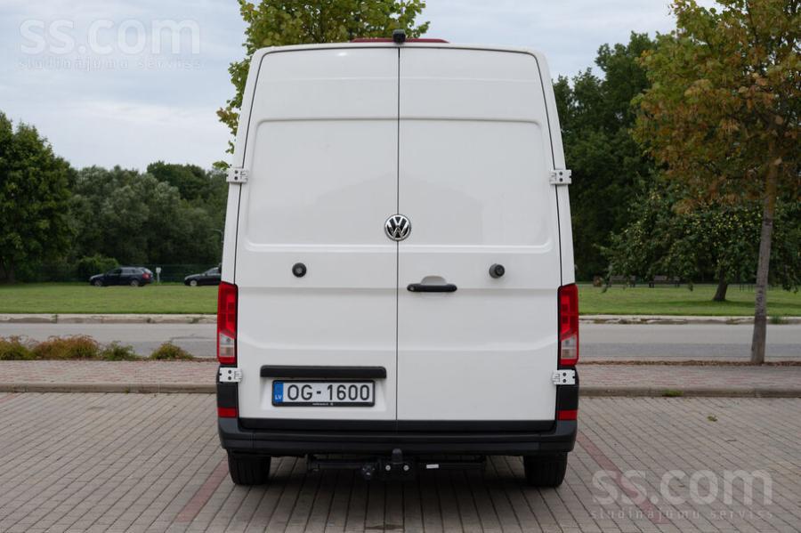 White Volkswagen Crafter 2021 in Riga, with an engine capacity of 2.00 L and mileage of 199 thousand km for 17300 €, photo 7 on AUTOMOTO.COM.LV