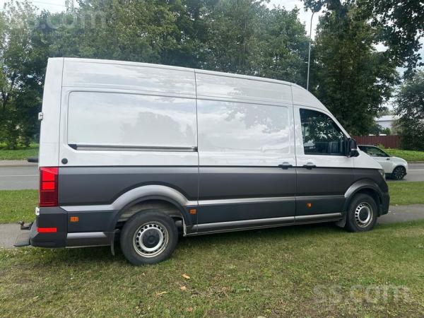 White Volkswagen Crafter 2022 in Riga, with an engine capacity of 2.00 L and mileage of 122 thousand km for 29900 €, photo 3 on AUTOMOTO.COM.LV