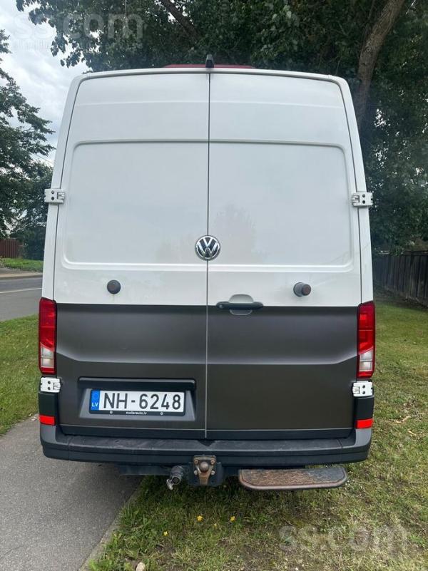 White Volkswagen Crafter 2022 in Riga, with an engine capacity of 2.00 L and mileage of 122 thousand km for 29900 €, photo 4 on AUTOMOTO.COM.LV