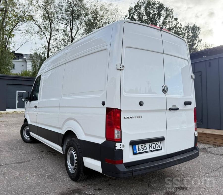 White Volkswagen Crafter 2022 in Tallinn, with an engine capacity of 2.00 L and mileage of 214 thousand km for 16990 €, photo 12 on AUTOMOTO.COM.LV