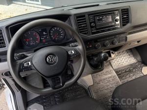 White Volkswagen Crafter 2022 in Tallinn, with an engine capacity of 2.00 L and mileage of 214 thousand km for 16990 €, photo 28 on AUTOMOTO.COM.LV