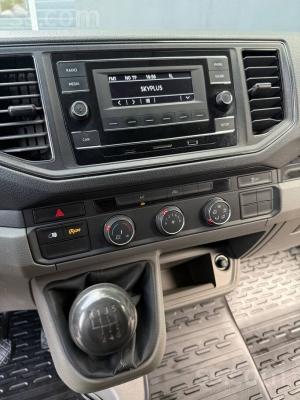 White Volkswagen Crafter 2022 in Tallinn, with an engine capacity of 2.00 L and mileage of 214 thousand km for 16990 €, photo 30 on AUTOMOTO.COM.LV