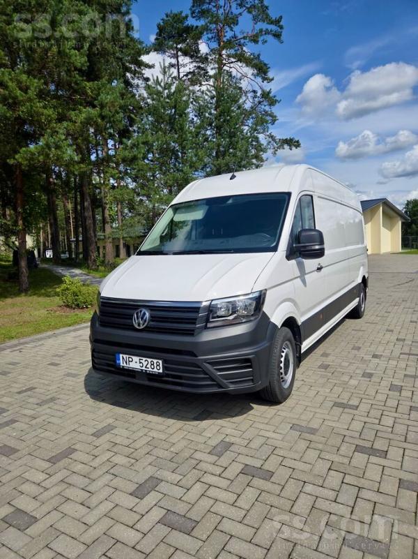 White Volkswagen Crafter 2023 in Valka, with an engine capacity of 2.00 L and mileage of 12 thousand km for 33999 €, photo 1 on AUTOMOTO.COM.LV