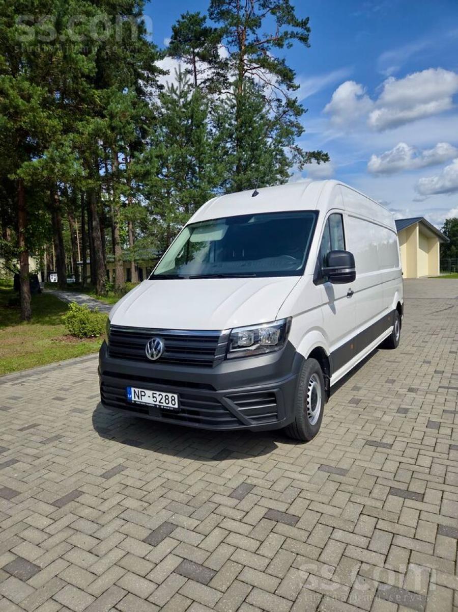 White Volkswagen Crafter 2023 in Valka, with an engine capacity of 2.00 L and mileage of 12 thousand km for 33999 €, photo 1 on AUTOMOTO.COM.LV