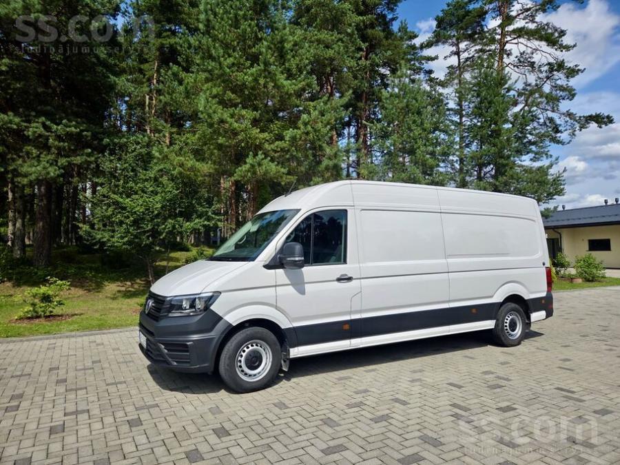 White Volkswagen Crafter 2023 in Valka, with an engine capacity of 2.00 L and mileage of 12 thousand km for 33999 €, photo 3 on AUTOMOTO.COM.LV