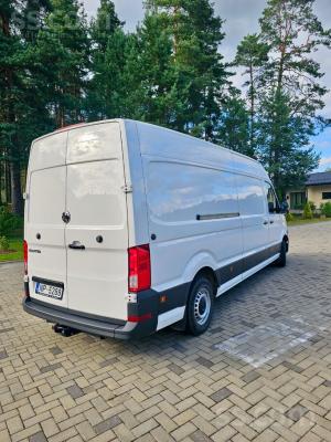 White Volkswagen Crafter 2023 in Valka, with an engine capacity of 2.00 L and mileage of 12 thousand km for 33999 €, photo 5 on AUTOMOTO.COM.LV