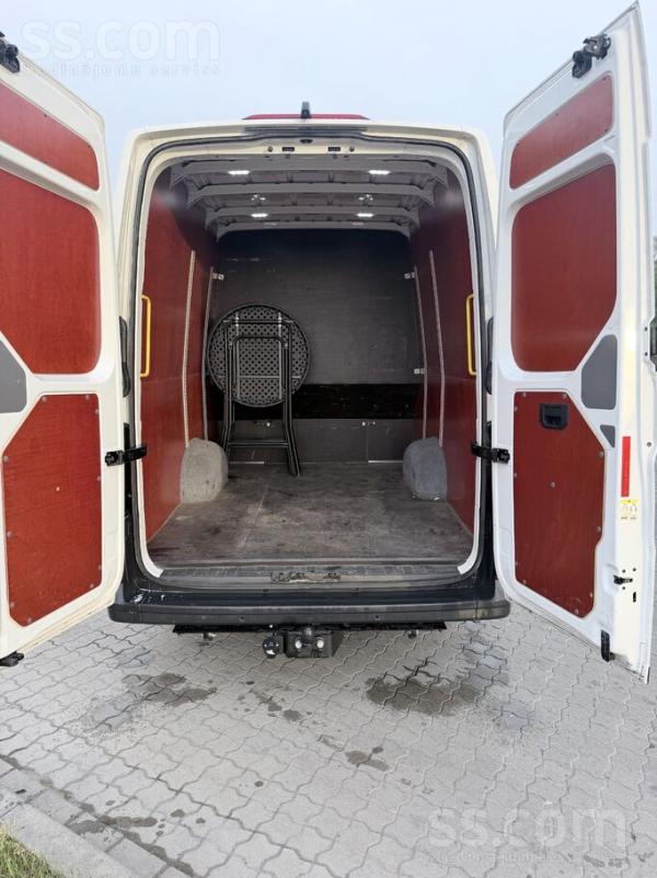 White Volkswagen Crafter 2024 in Liepaja, with an engine capacity of 2.00 L and mileage of 209 thousand km for 55995 €, photo 8 on AUTOMOTO.COM.LV