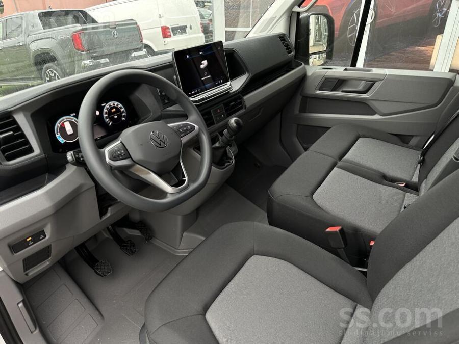 White Volkswagen Crafter 2024 in Valmiera, with an engine capacity of 2.00 L and mileage of 12 thousand km for 42000 €, photo 8 on AUTOMOTO.COM.LV
