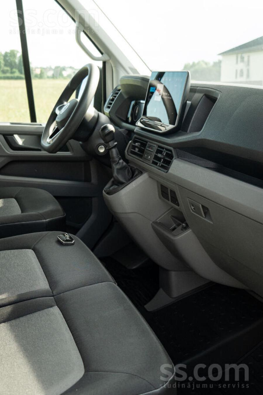 White Volkswagen Crafter 2024 in Cesis, with an engine capacity of 2.00 L and mileage of 69 thousand km for 36200 €, photo 9 on AUTOMOTO.COM.LV