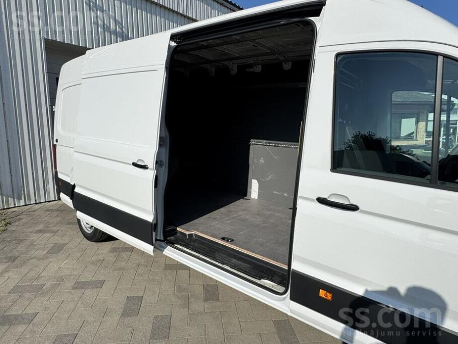 White Volkswagen Crafter 2026 in Tukums, with an engine capacity of 2.00 L and mileage of 8 thousand km for 42000 €, photo 4 on AUTOMOTO.COM.LV