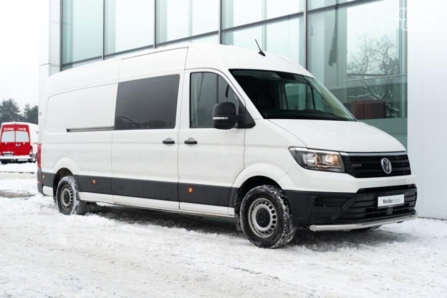 White Volkswagen Crafter 2019 in Vilnius, with an engine capacity of 2.00 L and mileage of 139 thousand km for 24950 €, photo 7 on AUTOMOTO.COM.LV