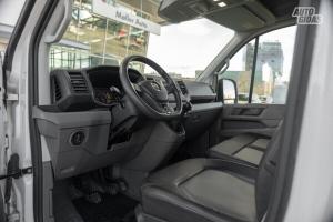 White Volkswagen Crafter 2019 in Vilnius, with an engine capacity of 2.00 L and mileage of 216 thousand km for 17900 €, photo 6 on AUTOMOTO.COM.LV