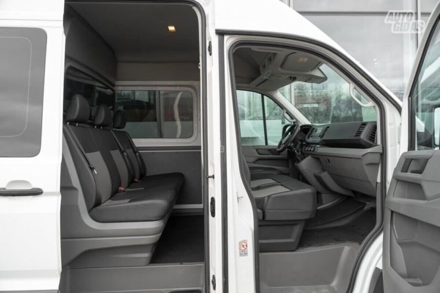 White Volkswagen Crafter 2019 in Vilnius, with an engine capacity of 2.00 L and mileage of 169 thousand km for 23950 €, photo 19 on AUTOMOTO.COM.LV