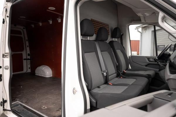 Balts Volkswagen Crafter 2020 Jelgava, ar dzinēja tilpumu 2.00 L un nobraukumu 199 tūkst. km par 19900 €, foto 10 vietnē AUTOMOTO.COM.LV