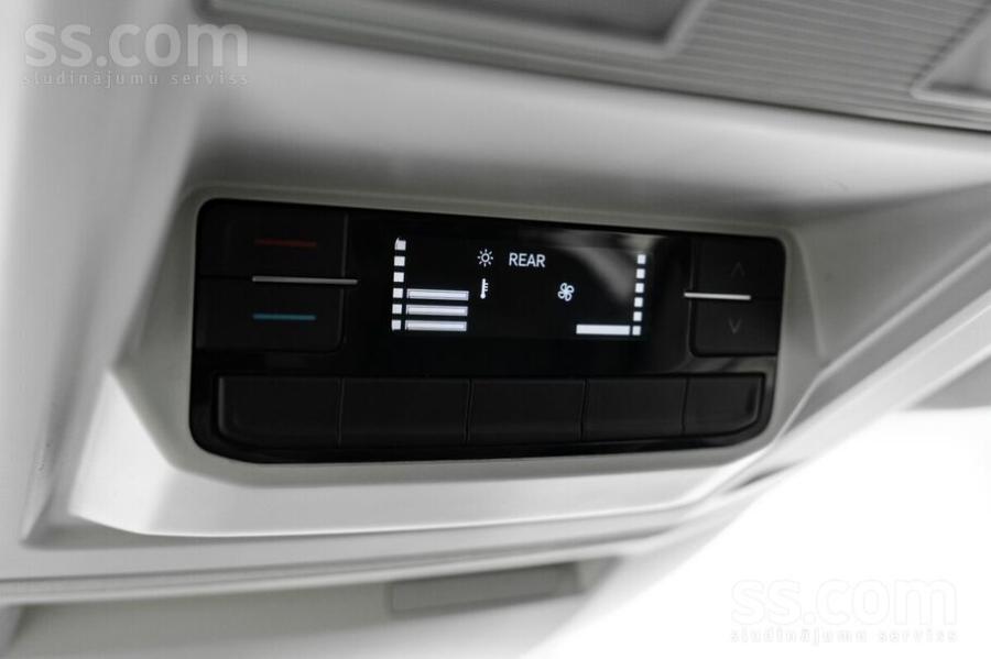 Balts Volkswagen Crafter 2020 Rīga, ar dzinēja tilpumu 2.00 L un nobraukumu 204 tūkst. km par 21850 €, foto 16 vietnē AUTOMOTO.COM.LV