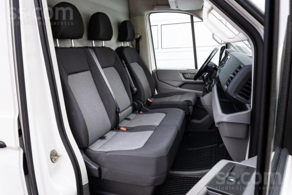 White Volkswagen Crafter 2021 in Riga, with an engine capacity of 2.00 L and mileage of 118 thousand km for 29950 €, photo 6 on AUTOMOTO.COM.LV