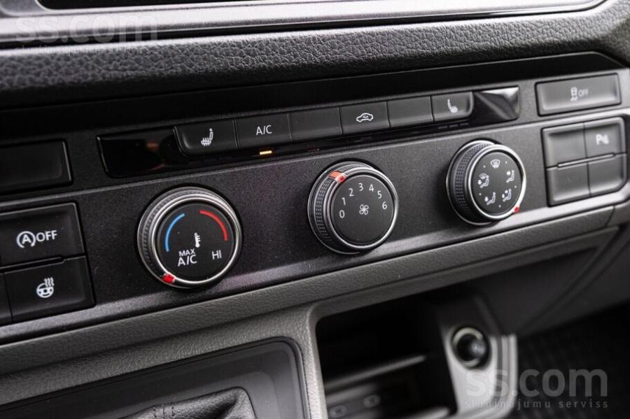 Balts Volkswagen Crafter 2021 Rīga, ar dzinēja tilpumu 2.00 L un nobraukumu 118 tūkst. km par 29950 €, foto 14 vietnē AUTOMOTO.COM.LV