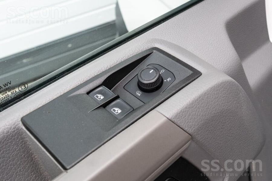 Balts Volkswagen Crafter 2021 Rīga, ar dzinēja tilpumu 2.00 L un nobraukumu 118 tūkst. km par 29950 €, foto 16 vietnē AUTOMOTO.COM.LV
