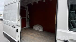 White Volkswagen Crafter 2021 in Riga, with an engine capacity of 2.00 L and mileage of 118 thousand km for 16500 €, photo 17 on AUTOMOTO.COM.LV