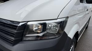 White Volkswagen Crafter 2021 in Riga, with an engine capacity of 2.00 L and mileage of 118 thousand km for 16500 €, photo 10 on AUTOMOTO.COM.LV