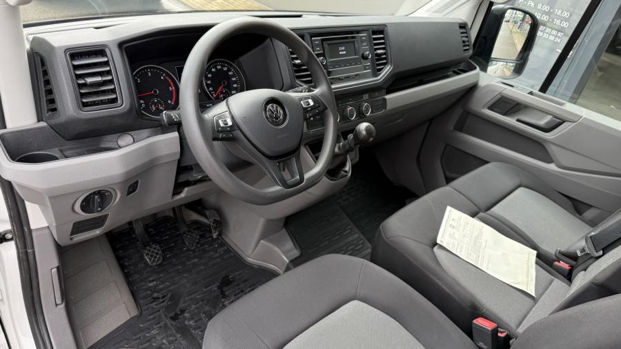 White Volkswagen Crafter 2021 in Riga, with an engine capacity of 2.00 L and mileage of 118 thousand km for 16500 €, photo 13 on AUTOMOTO.COM.LV