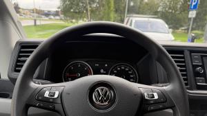White Volkswagen Crafter 2021 in Riga, with an engine capacity of 2.00 L and mileage of 118 thousand km for 16500 €, photo 18 on AUTOMOTO.COM.LV