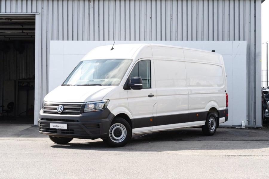 Balts Volkswagen Crafter 2023 Rīga, ar dzinēja tilpumu 2.00 L un nobraukumu 69 tūkst. km par 32900 €, foto 1 vietnē AUTOMOTO.COM.LV