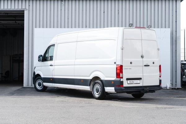 Volkswagen Crafter 2023 Rīga vietnē Balts Volkswagen Crafter 2023 Rīga, ar dzinēja tilpumu 2.00 L un nobraukumu 69 tūkst. km par 32900 €, foto 4 vietnē AUTOMOTO.COM.LV