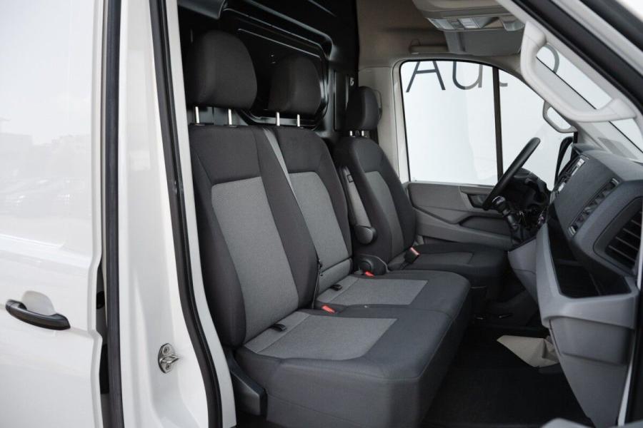 Balts Volkswagen Crafter 2023 Rīga, ar dzinēja tilpumu 2.00 L un nobraukumu 69 tūkst. km par 32900 €, foto 7 vietnē AUTOMOTO.COM.LV