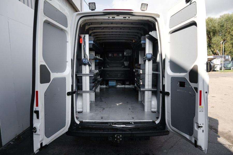 Balts Volkswagen Crafter 2023 Rīga, ar dzinēja tilpumu 2.00 L un nobraukumu 69 tūkst. km par 32900 €, foto 9 vietnē AUTOMOTO.COM.LV