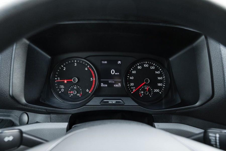 Balts Volkswagen Crafter 2023 Rīga, ar dzinēja tilpumu 2.00 L un nobraukumu 69 tūkst. km par 32900 €, foto 11 vietnē AUTOMOTO.COM.LV