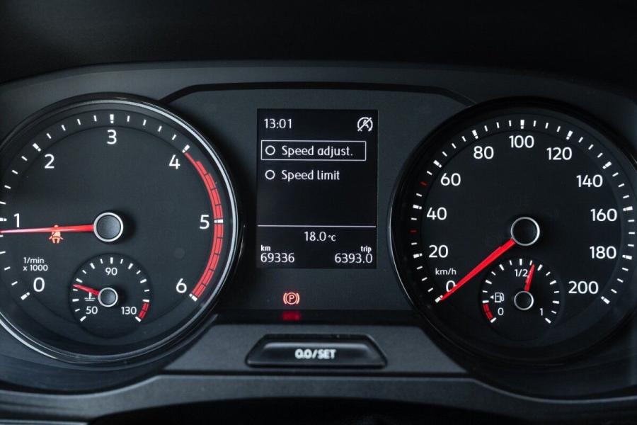 Balts Volkswagen Crafter 2023 Rīga, ar dzinēja tilpumu 2.00 L un nobraukumu 69 tūkst. km par 32900 €, foto 13 vietnē AUTOMOTO.COM.LV