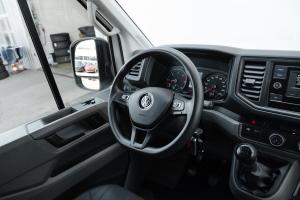 Balts Volkswagen Crafter 2023 Rīga, ar dzinēja tilpumu 2.00 L un nobraukumu 69 tūkst. km par 32900 €, foto 18 vietnē AUTOMOTO.COM.LV