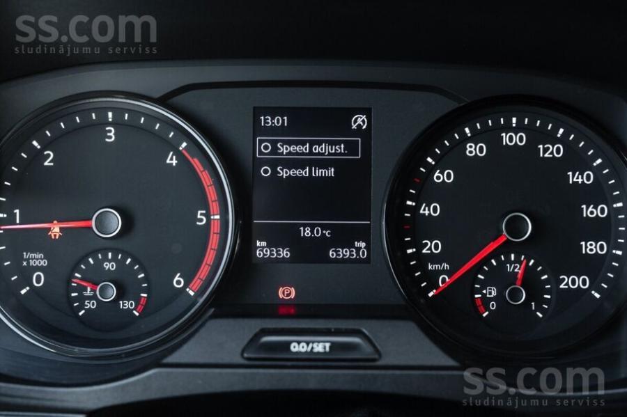 Balts Volkswagen Crafter 2023 Rīga, ar dzinēja tilpumu 2.00 L un nobraukumu 69 tūkst. km par 32900 €, foto 13 vietnē AUTOMOTO.COM.LV