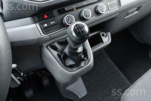 Balts Volkswagen Crafter 2023 Rīga, ar dzinēja tilpumu 2.00 L un nobraukumu 69 tūkst. km par 32900 €, foto 14 vietnē AUTOMOTO.COM.LV
