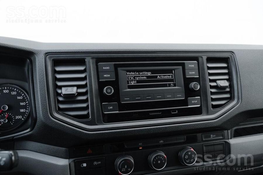 Balts Volkswagen Crafter 2023 Rīga, ar dzinēja tilpumu 2.00 L un nobraukumu 69 tūkst. km par 32900 €, foto 16 vietnē AUTOMOTO.COM.LV