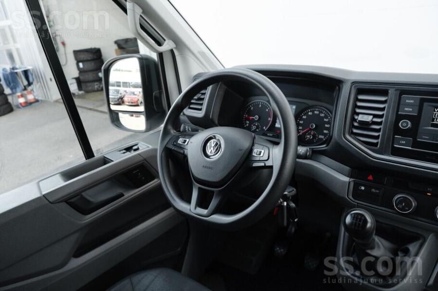 Balts Volkswagen Crafter 2023 Rīga, ar dzinēja tilpumu 2.00 L un nobraukumu 69 tūkst. km par 32900 €, foto 18 vietnē AUTOMOTO.COM.LV