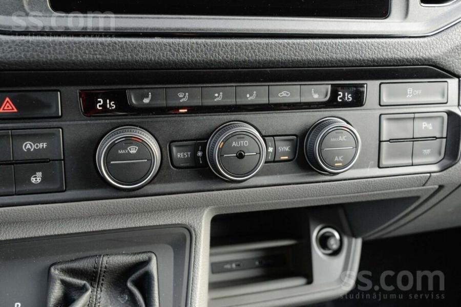 Balts Volkswagen Crafter 2024 Rīga, ar dzinēja tilpumu 2.00 L un nobraukumu 12 tūkst. km par 43900 €, foto 19 vietnē AUTOMOTO.COM.LV